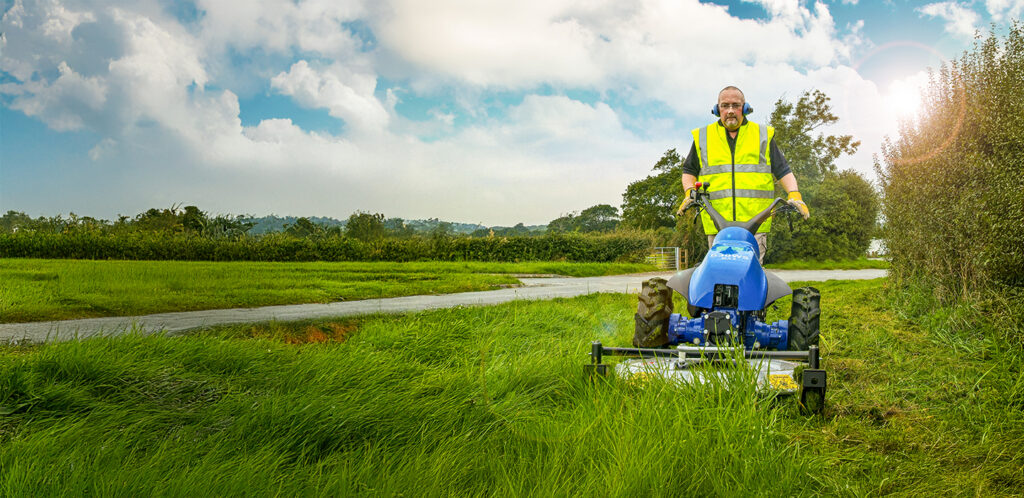 BCS | Motor mowers, Two-wheel tractors, Reaper binders, Tractors